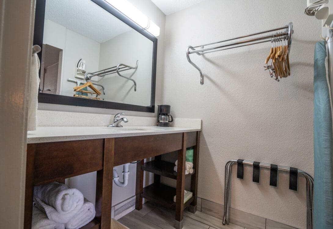 Big Spring, TX Lodging: Man Camps & Hotels | Corporate Hospitality Services