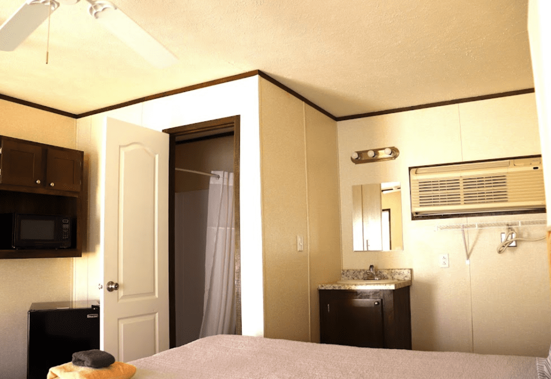 Orla, TX Lodging: Man Camps & Hotels | Corporate Hospitality Services